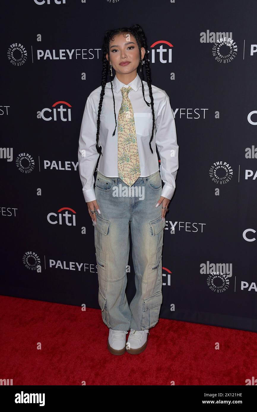 Kiawentiio Tarbell beim Screening der Netflix-Serie 'Avatar: The Last ...