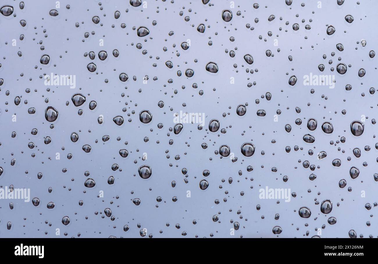 Rain drops on windshield 5 Stock Photo - Alamy