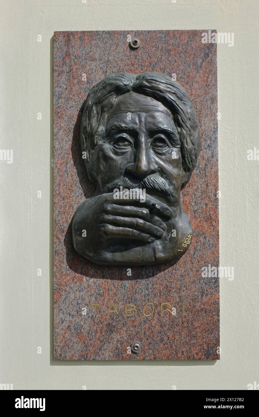 Gedenktafel von George Tabori Gedenktafel von George Tabori, 06.04.2024 ...