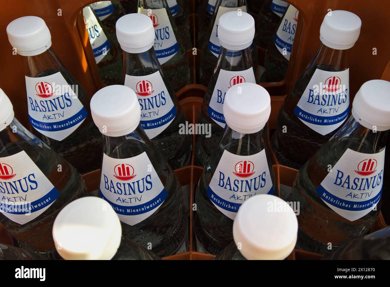 Basinus Aktiv, natürliches Mineralwasser der Bonaris Quelle ...