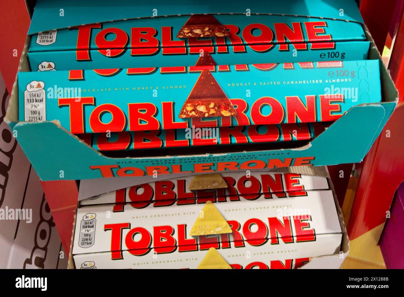 Toblerone ist eine Schweizer Schokoladenmarke, die ursprünglich von ...