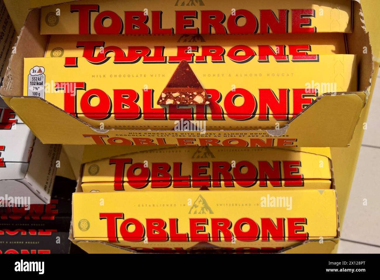 Toblerone ist eine Schweizer Schokoladenmarke, die ursprünglich von ...