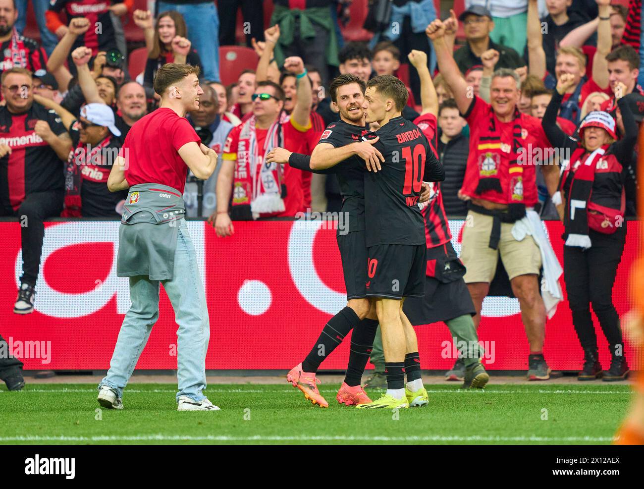 Leverkusen, Germany. 14th Apr, 2024. Florian Wirtz, Lev 10 celebrates ...