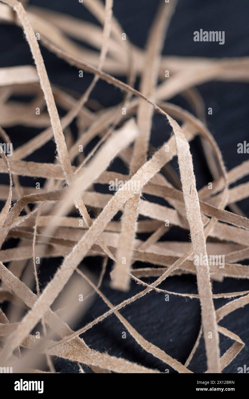 sliced Yellow Waste Paper for Packaging, decorative Sliced Paper for ...