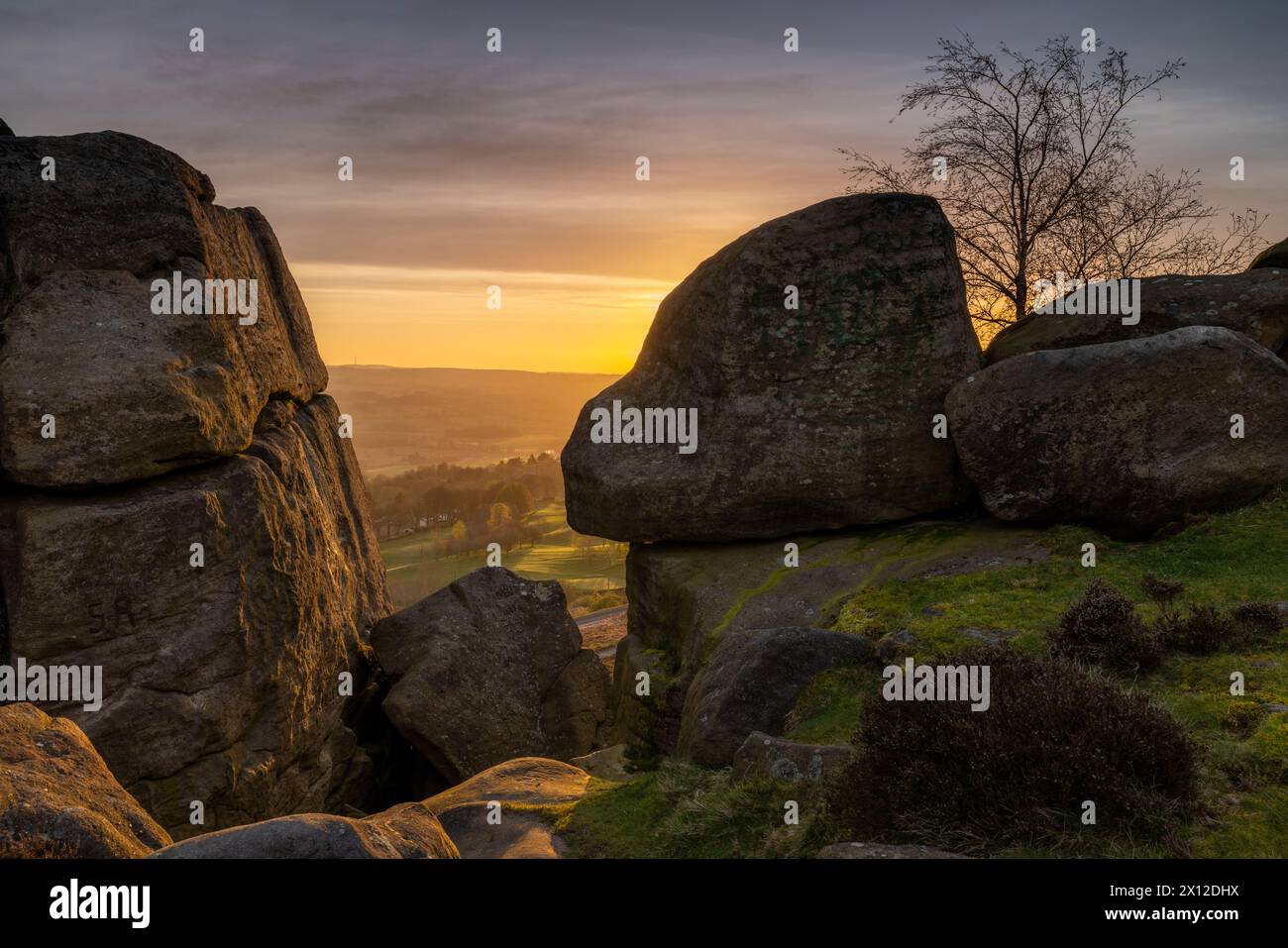 Dawn amongst the boulders at the Cow and Calf rocks, a popular location ...