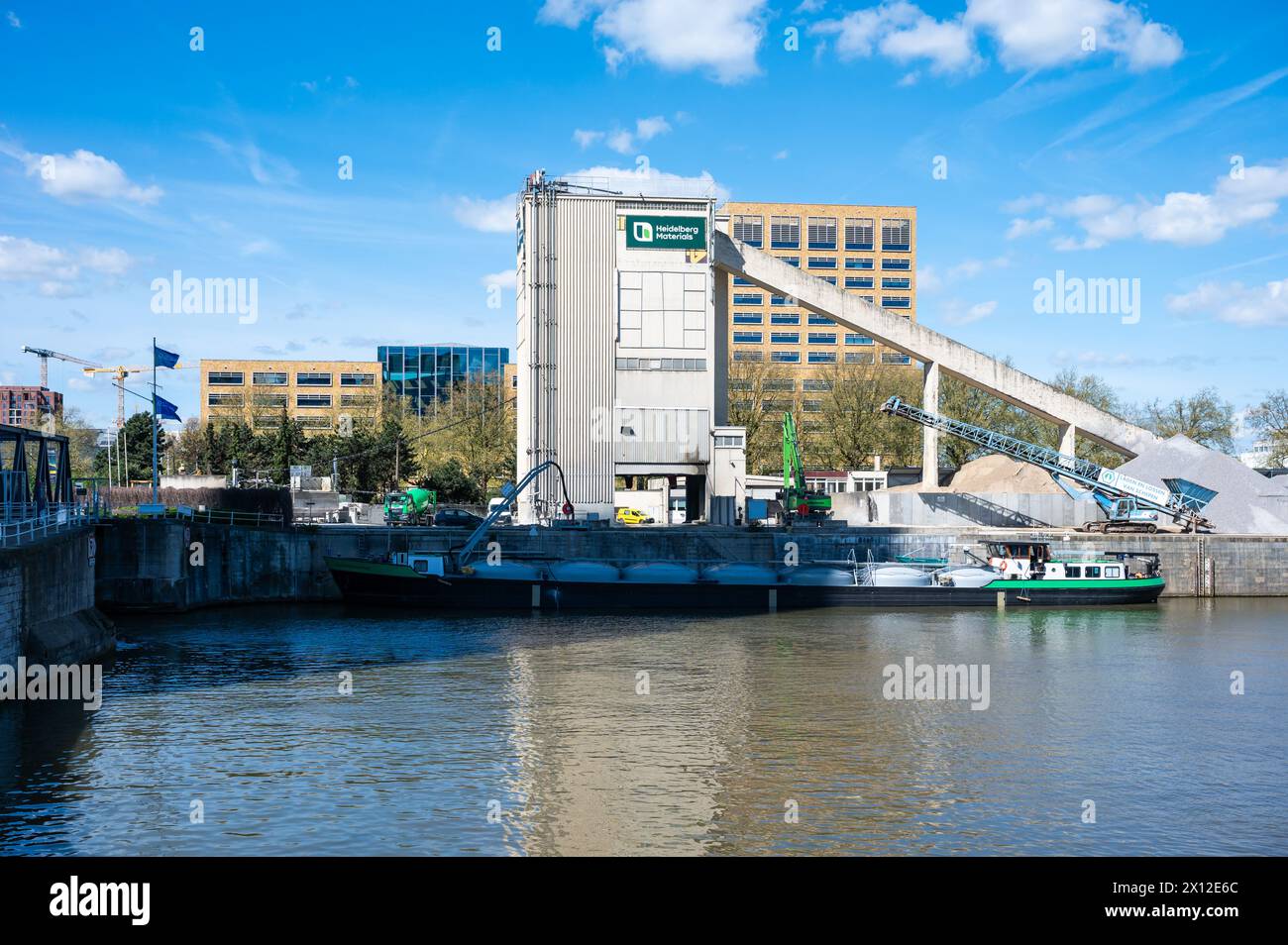 Heidelberg materials hi-res stock photography and images - Alamy