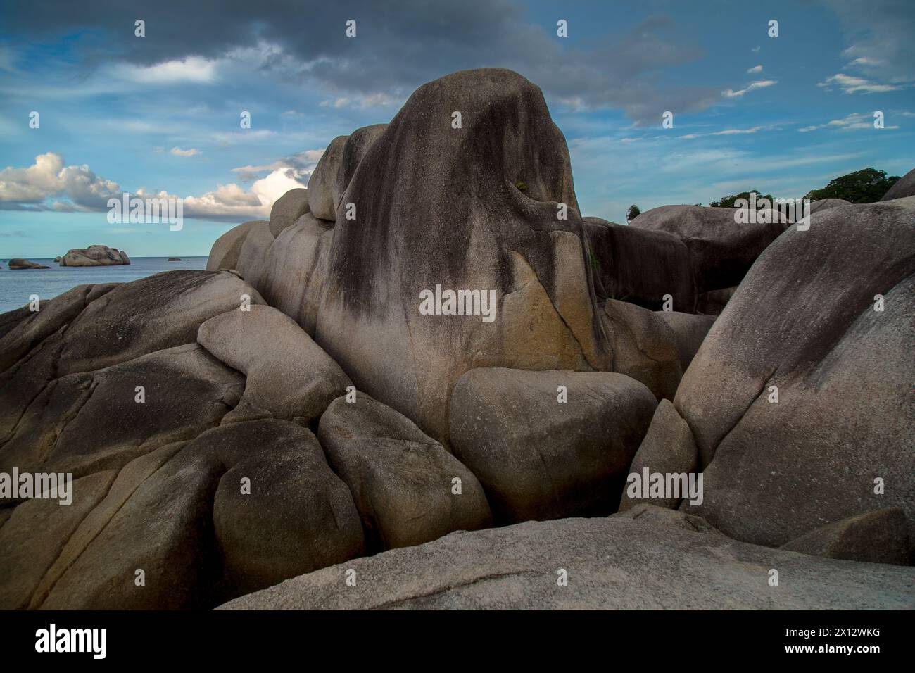 The geological feature is granite rocks in block form, found on the ...