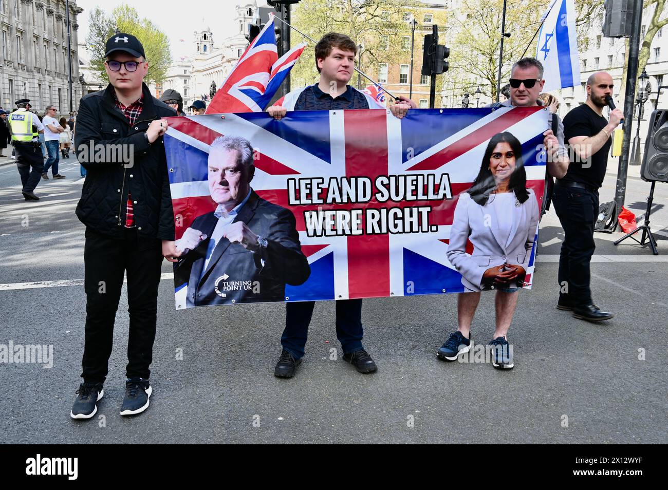 Far right wing activists hi-res stock photography and images - Alamy