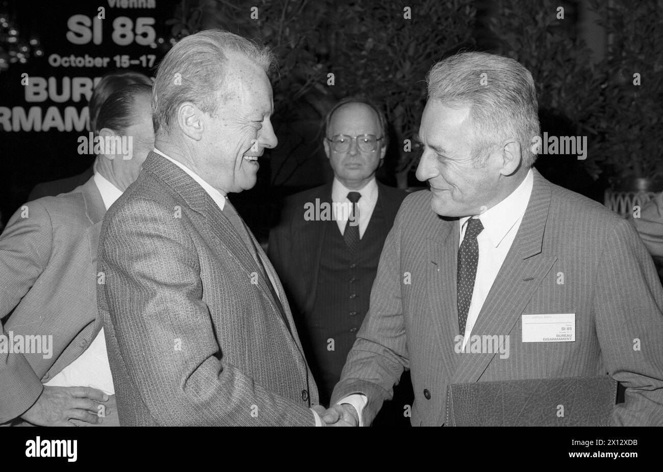 Photo of October 16, 1985 shows Austrian Minister for Foreign Affairs ...
