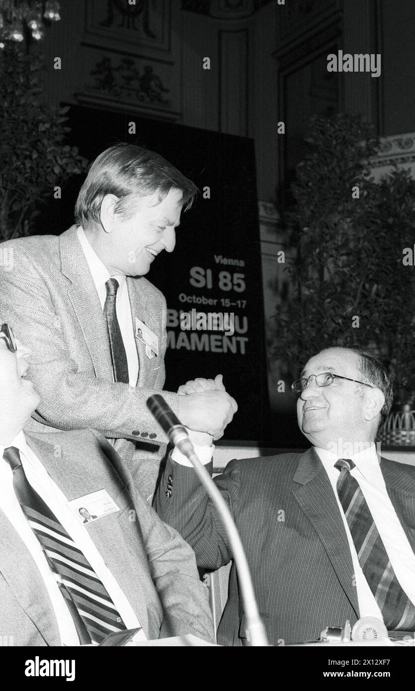 Photo of October 16, 1985 shows Austrian Federal Chancellor Fred ...