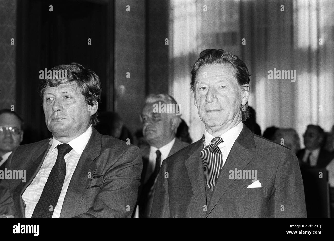 On 9 April 1986 the Austrian actor Josef Meinrad (r.) and cartoonist ...