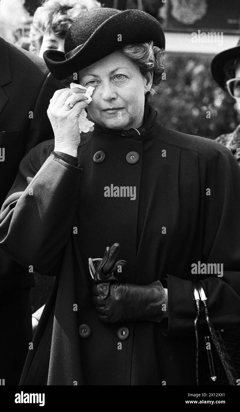 Funeral of Heinz Conrads, who had been an actor and singer on 17 April ...