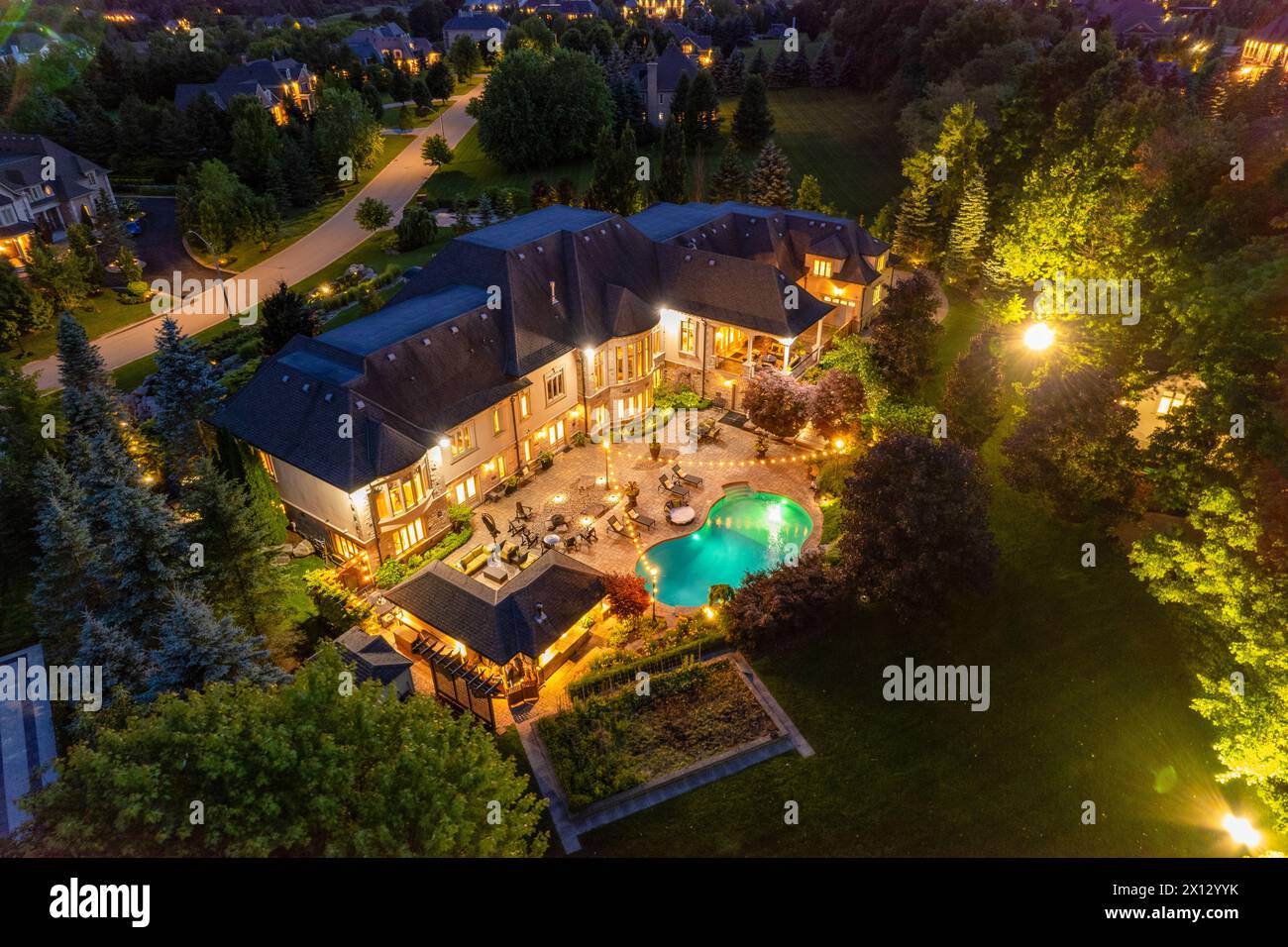 Experience the allure of luxury million-dollar homes in captivating ...