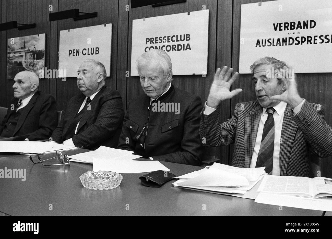 Union 1986 world hi-res stock photography and images - Alamy