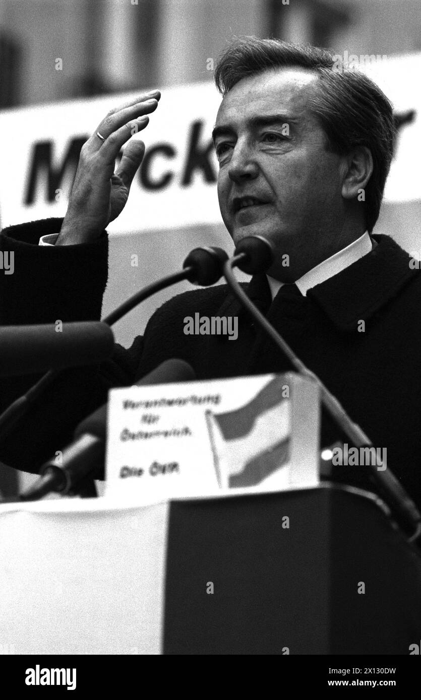 Vienna, on November 21st 1986: Austrian People's Party Leader and ...