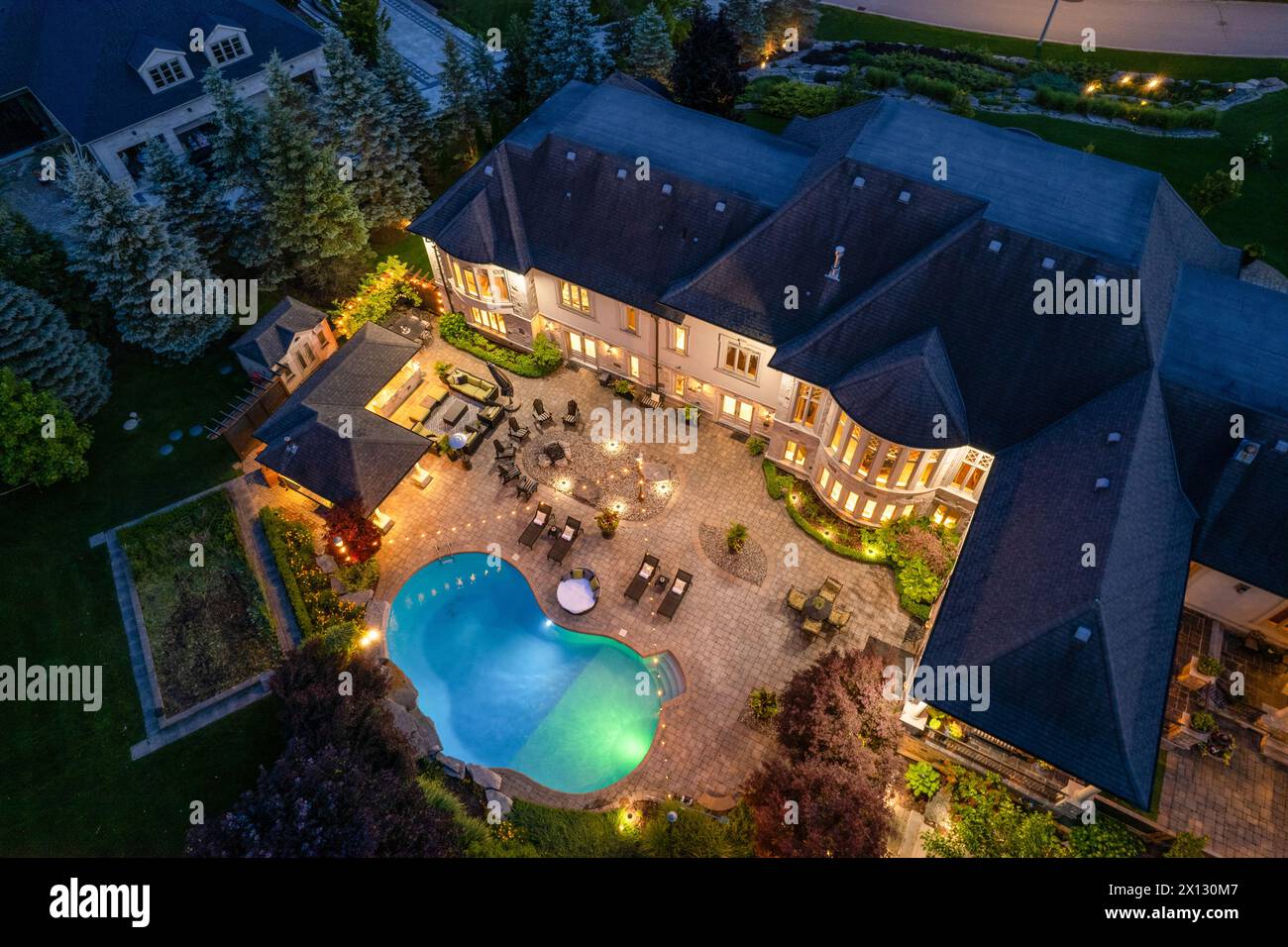 Experience the allure of luxury million-dollar homes in captivating ...