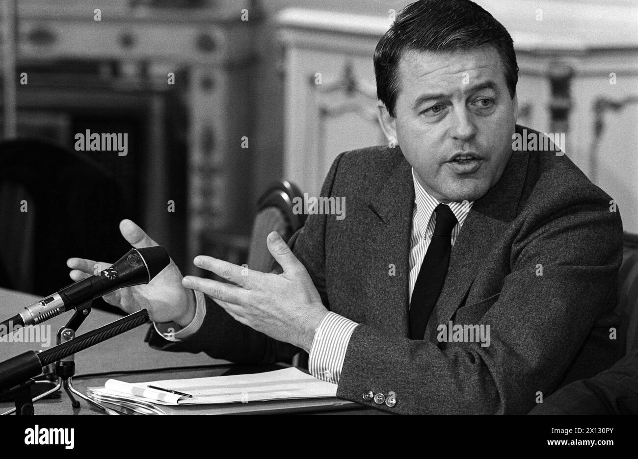 Austrian chancellor Franz Vranitzky captured during a press conference ...