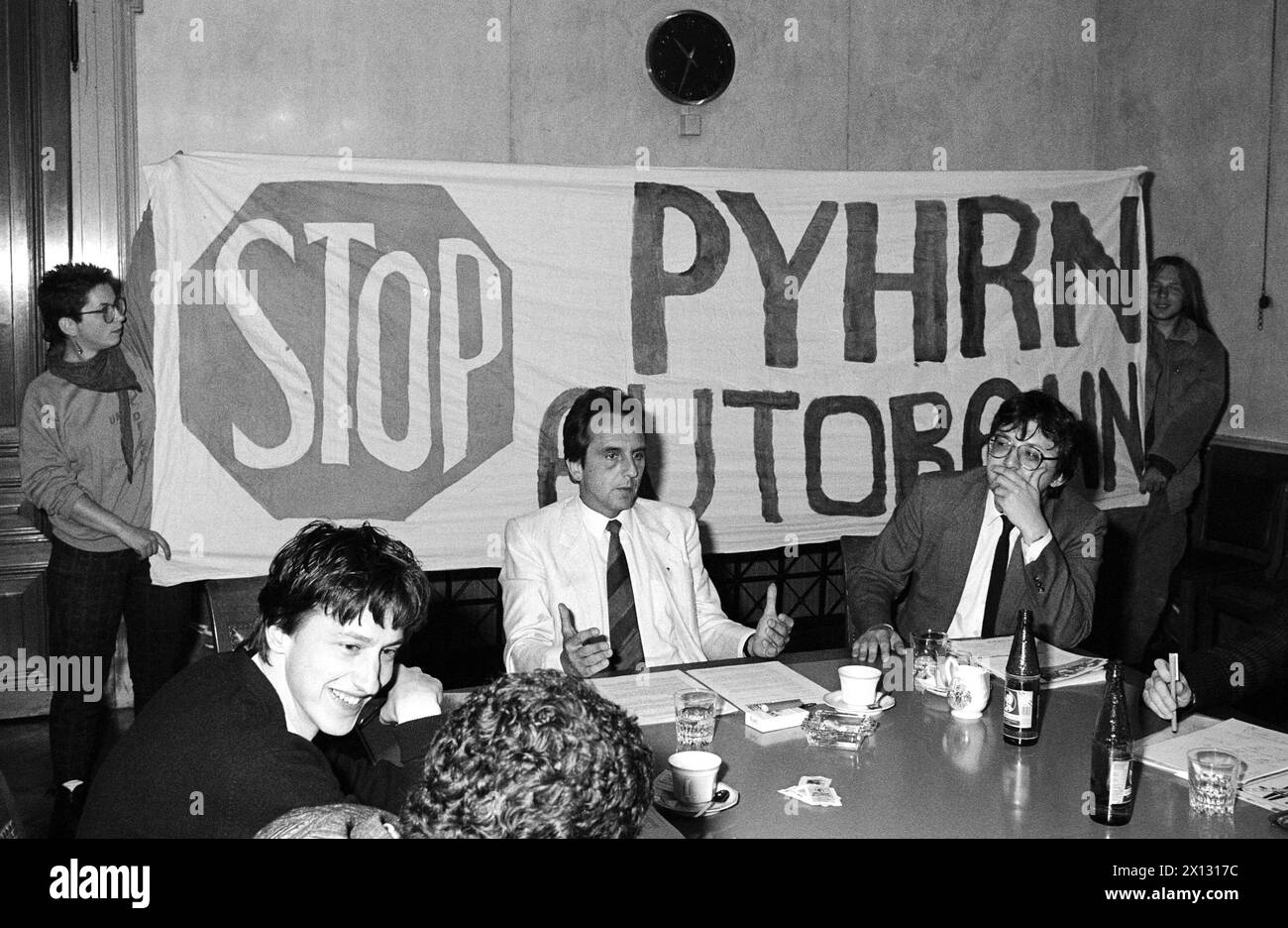 Protest transparent Black and White Stock Photos & Images - Alamy