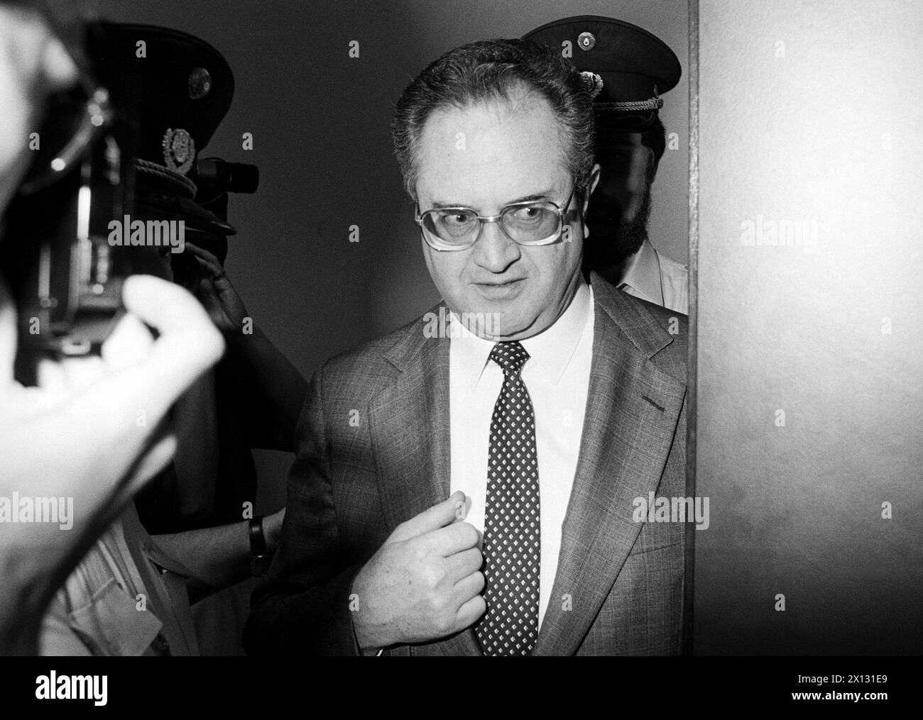 The photo was taken on July 10th 1987 and shows the arrival of Bela ...