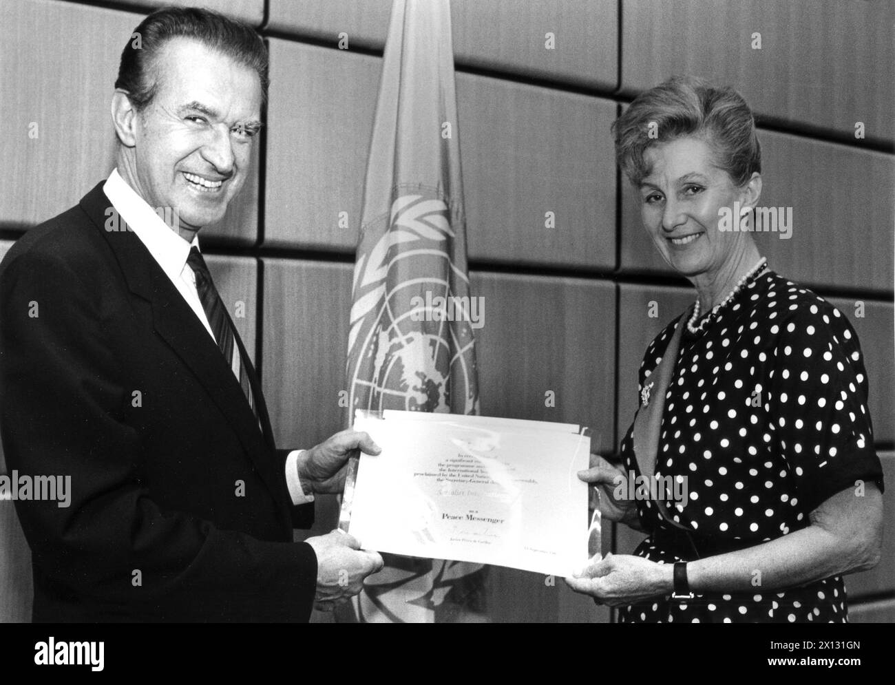 International diplomacy center Black and White Stock Photos & Images ...