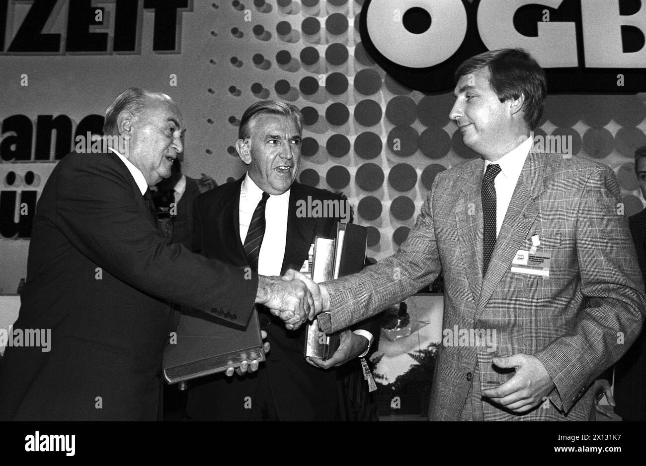 The photo was taken on October 9th 1987 on the occasion of the national ...