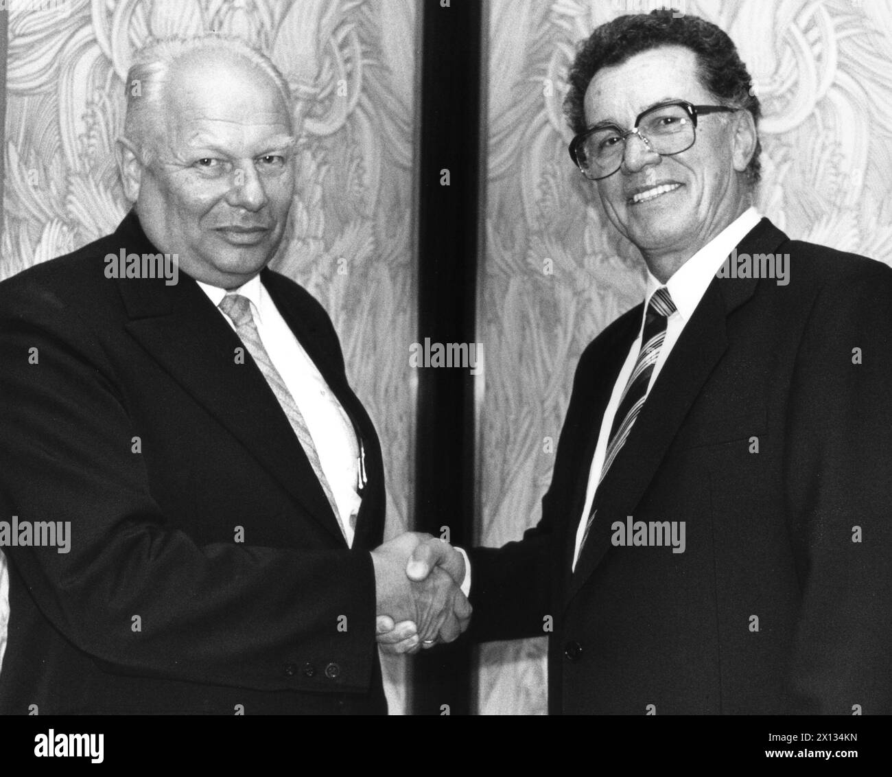 19890905 hi-res stock photography and images - Alamy
