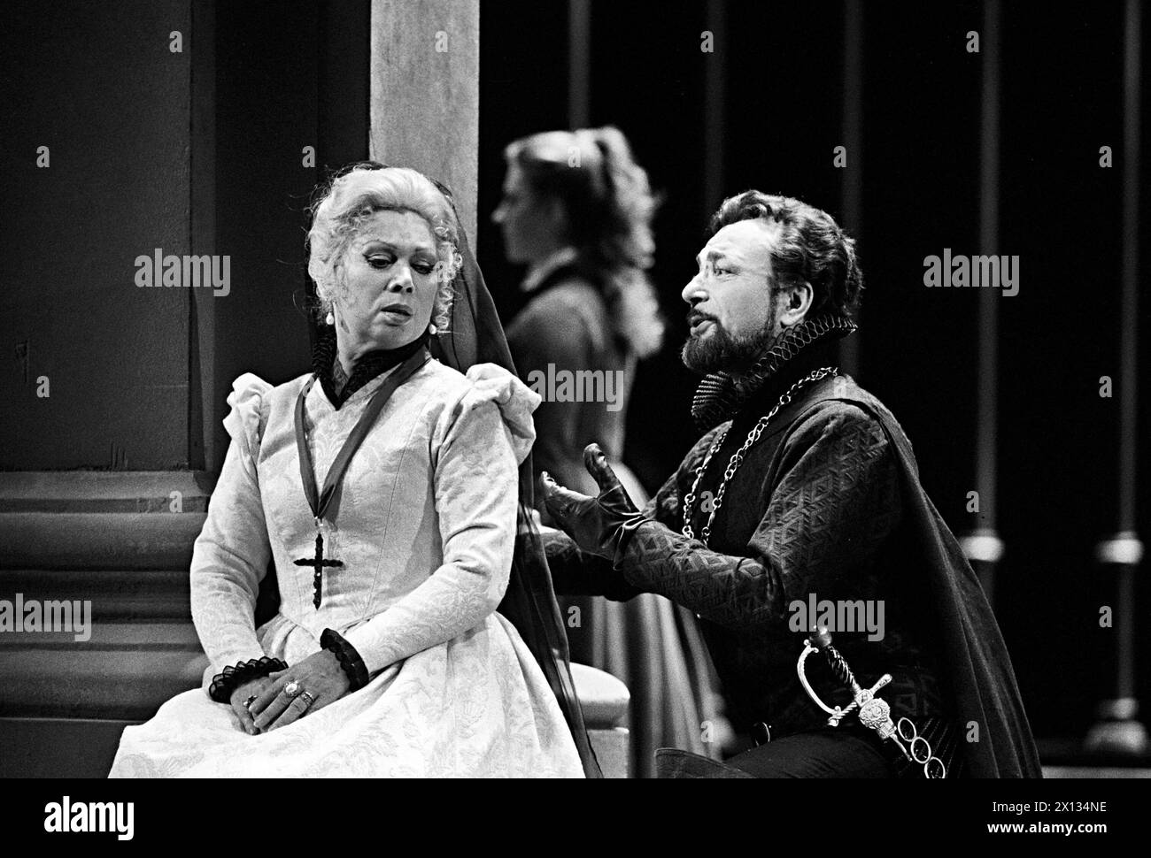 Vienna on October 7th 1989: New staging of the opera 'Don Carlos ...