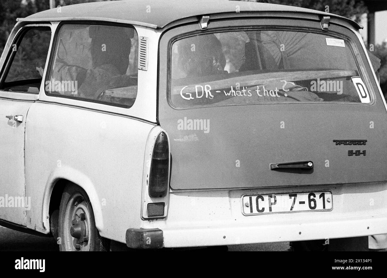 Crossing border between hungary austria hi-res stock photography and ...