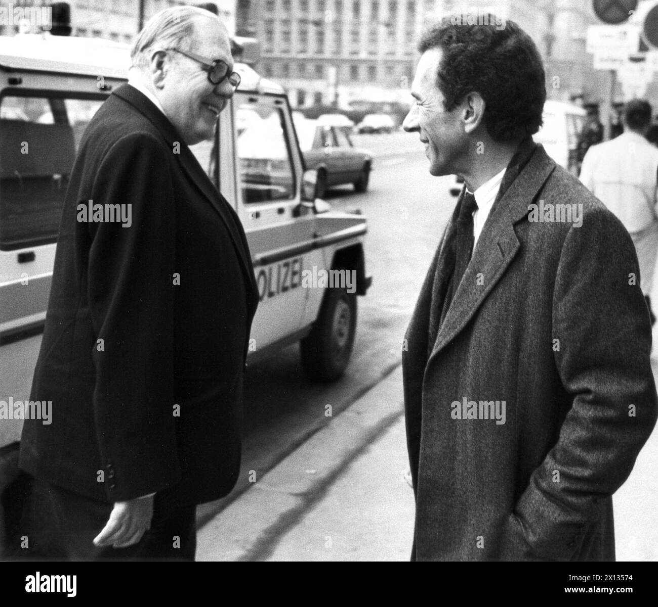 Vienna on January 30th 1990: Casual encounter of Clemens Obendorfer (l ...