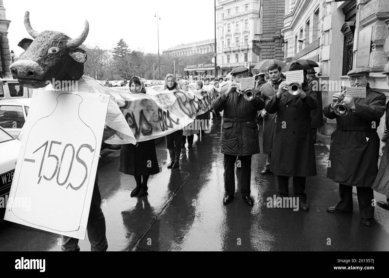 Farmers friends Black and White Stock Photos & Images - Alamy