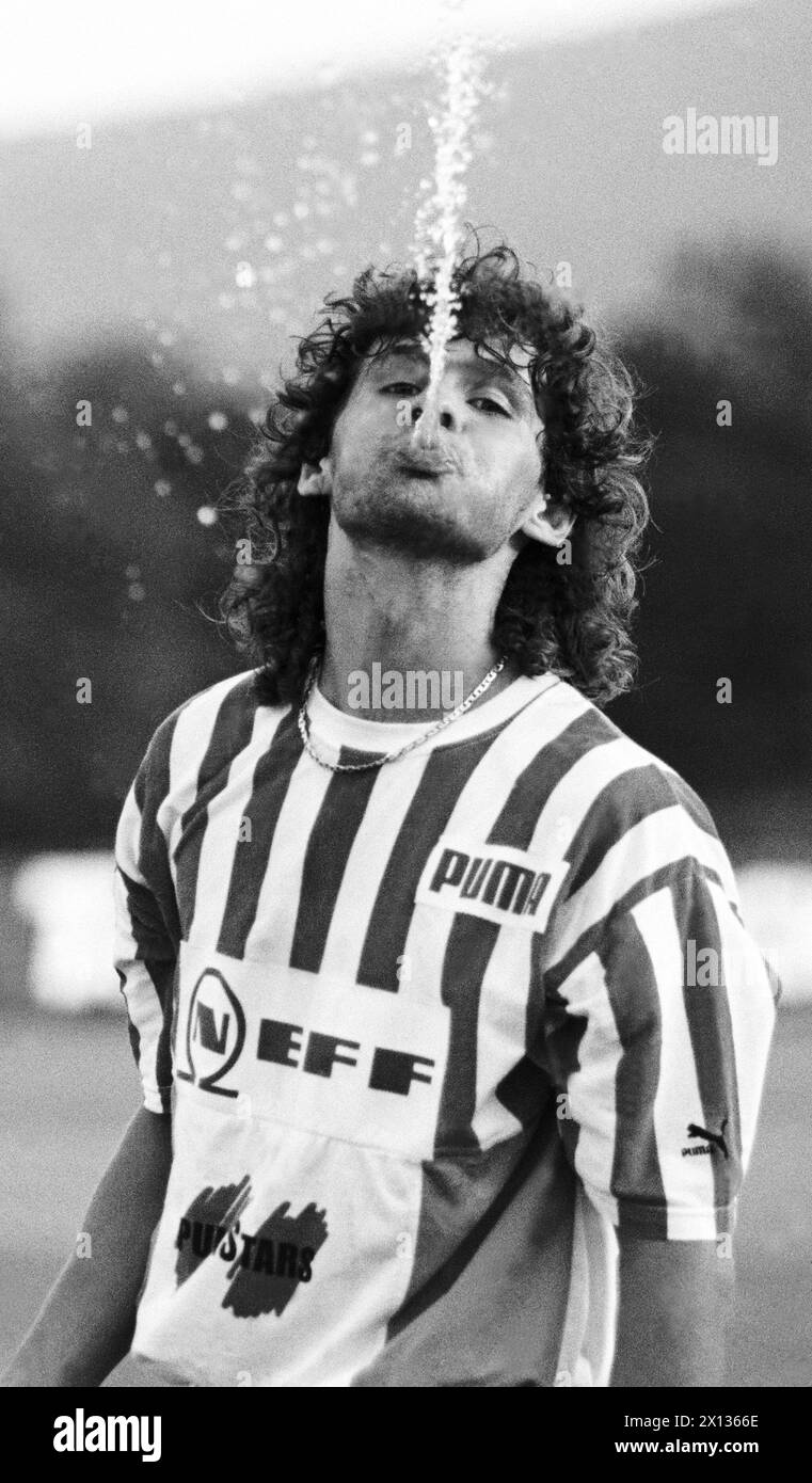 Team of people 1990 Black and White Stock Photos & Images - Alamy