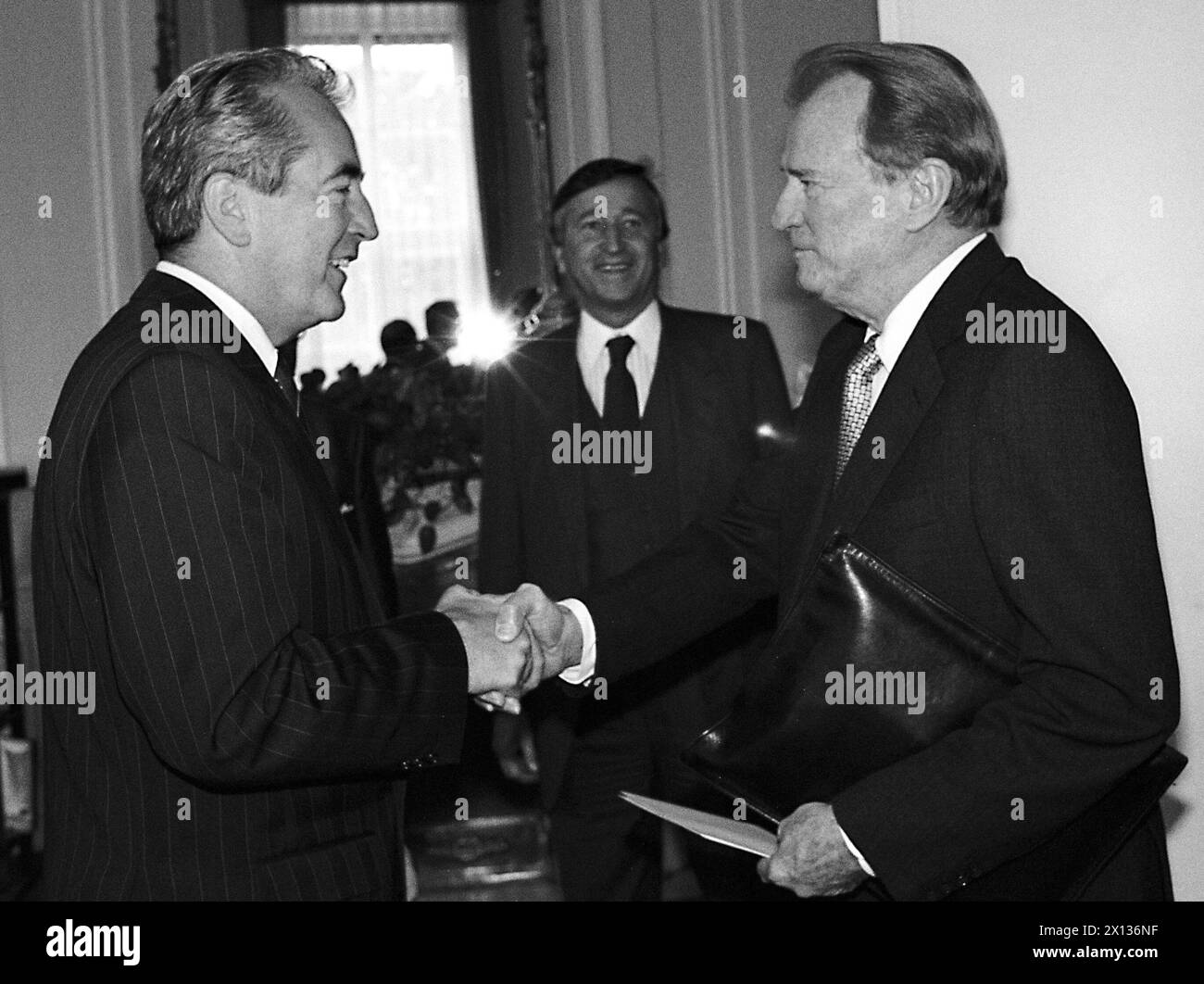 Foreing minister Black and White Stock Photos & Images - Alamy