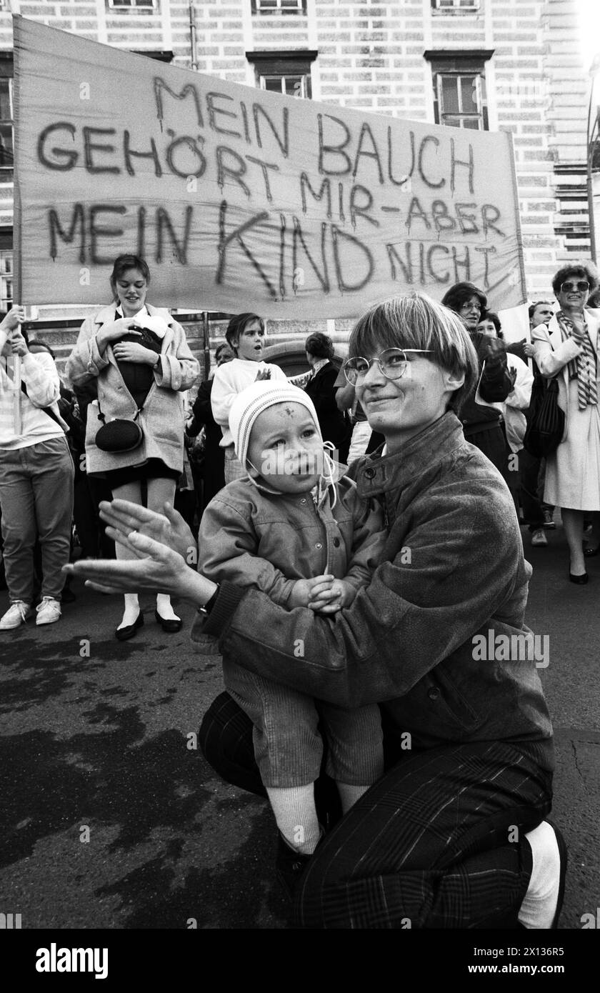 Ru 486 Black and White Stock Photos & Images - Alamy