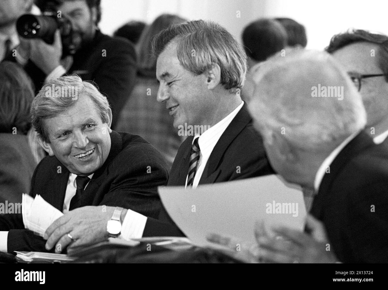 19901024 Black and White Stock Photos & Images - Alamy