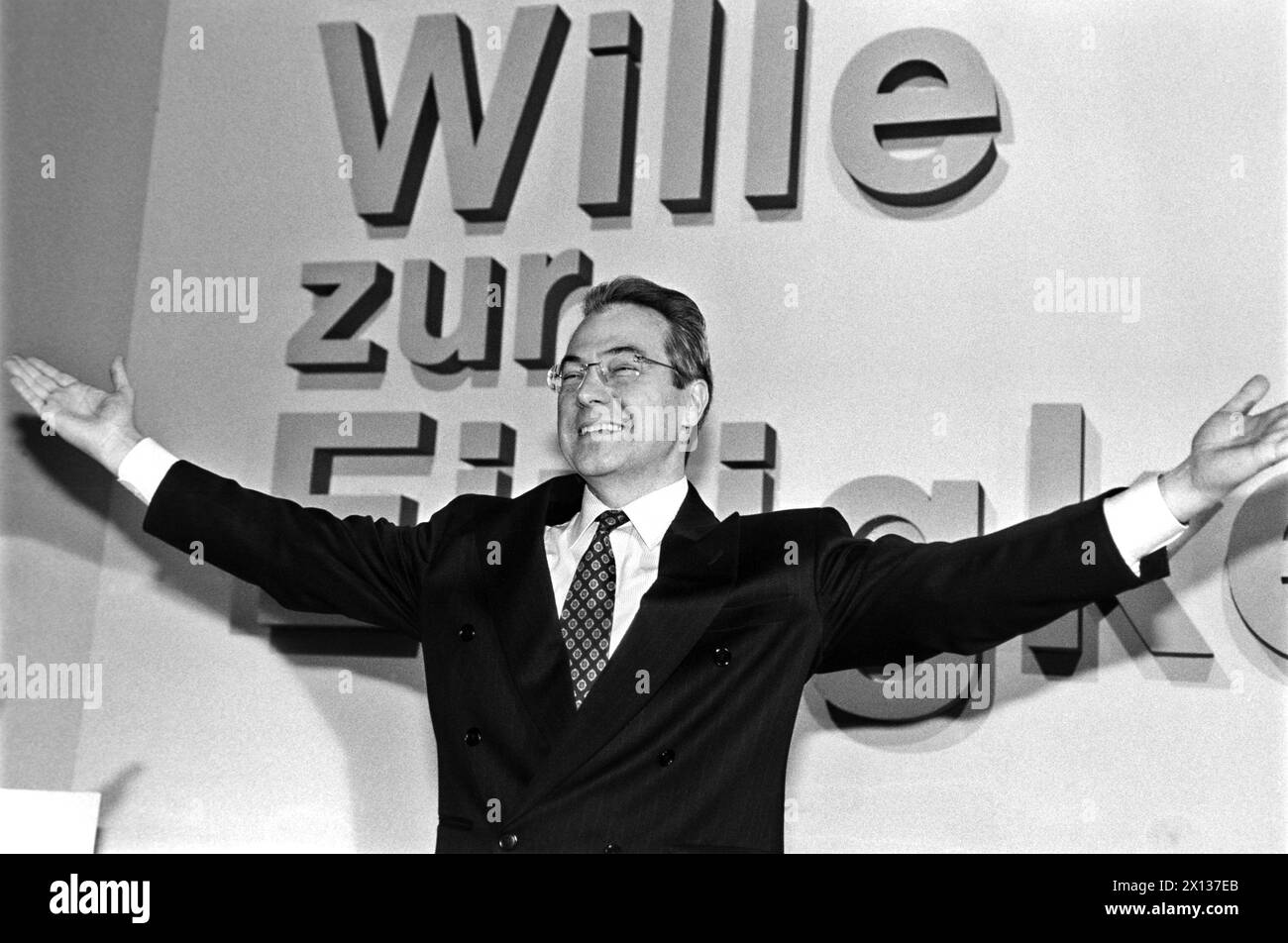 Landesregieru hi-res stock photography and images - Alamy