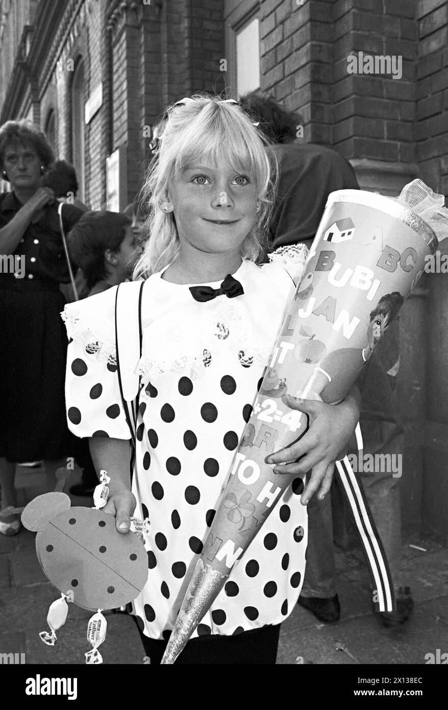 September 2nd 1991 was the first school day for 425.000 girls and boys ...