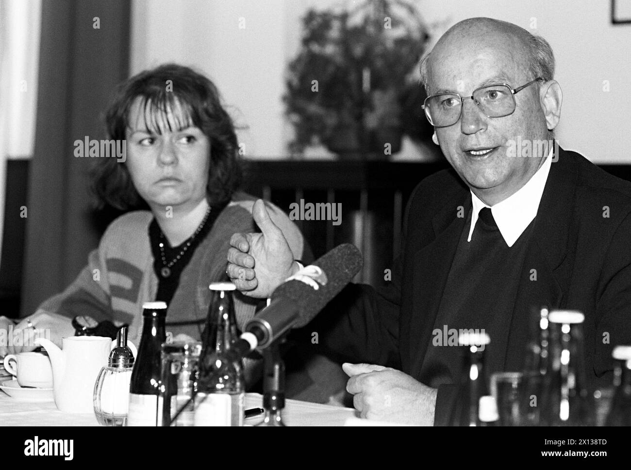 Religions for peace vienna hi-res stock photography and images - Alamy
