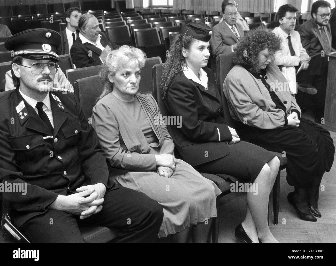 The former nurses Stefanija Mayer (2.f.l.) and Maria Gruber (r.) during ...