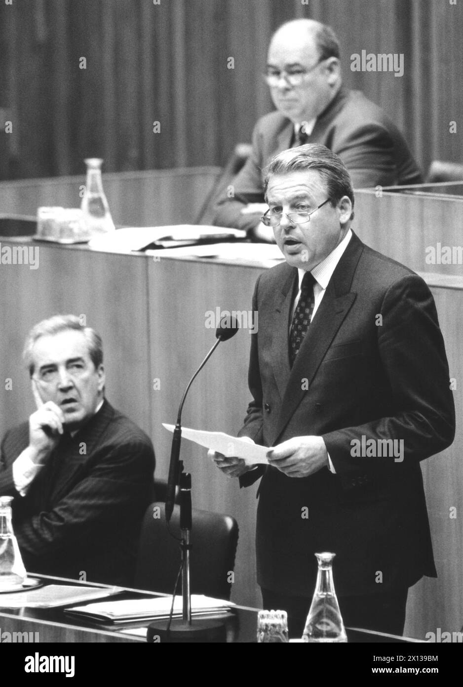Austrian chancellor Franz Vranitzky (SPOE) and Austrian foreign ...