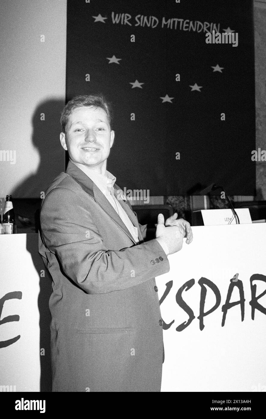 6 march 1993 Black and White Stock Photos & Images - Alamy