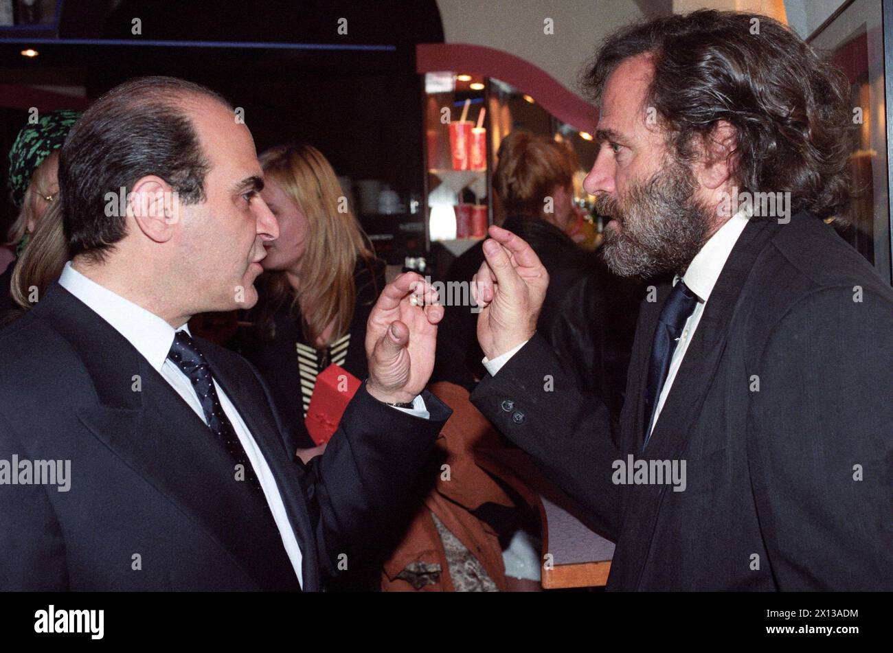 Actors David Suchet (l.) and Franko Nero after the premiere of the film ...