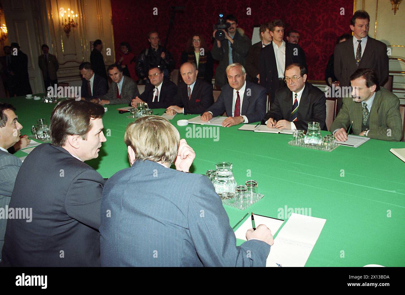 Peace negotiations between Bosnia and Croatia in Vienna on January 4th ...