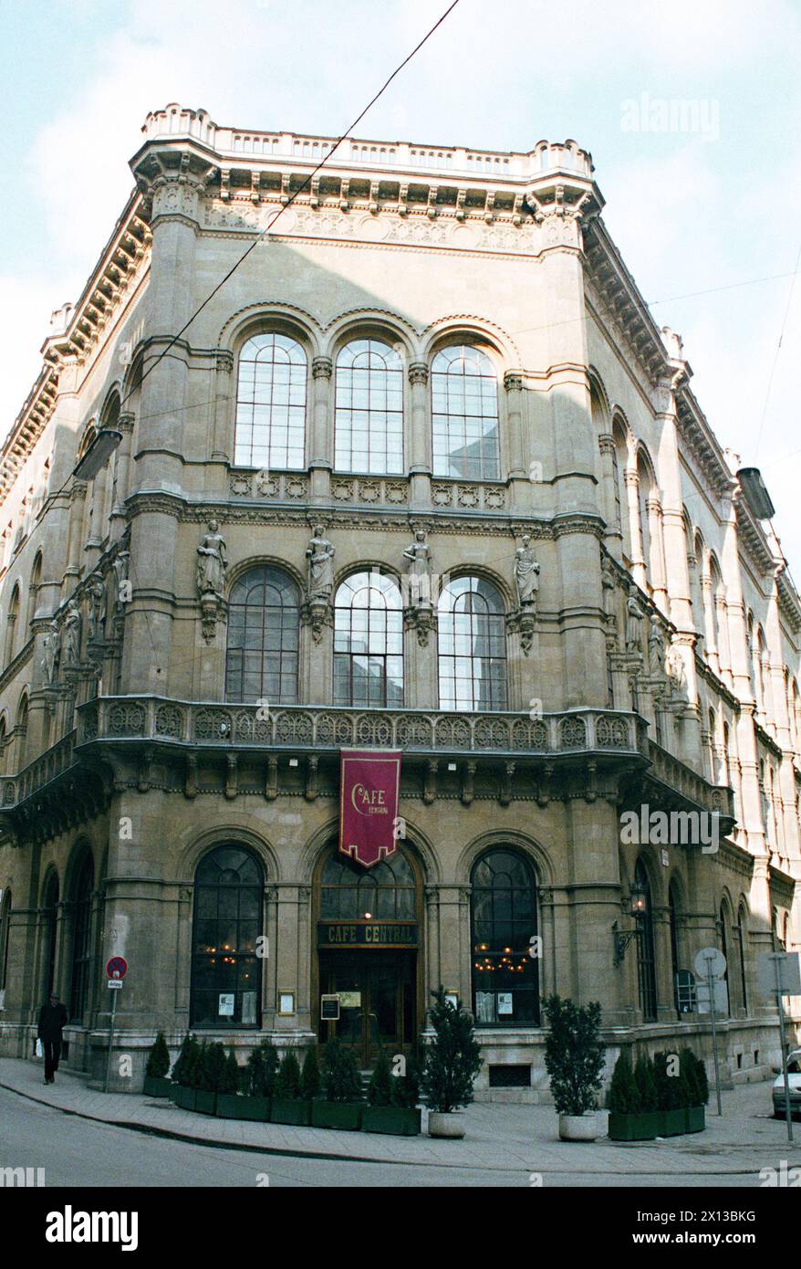 Café Central in Vienna, captured on February 17th 1994. - 19940217 PD0020 - Rechteinfo: Rights ...