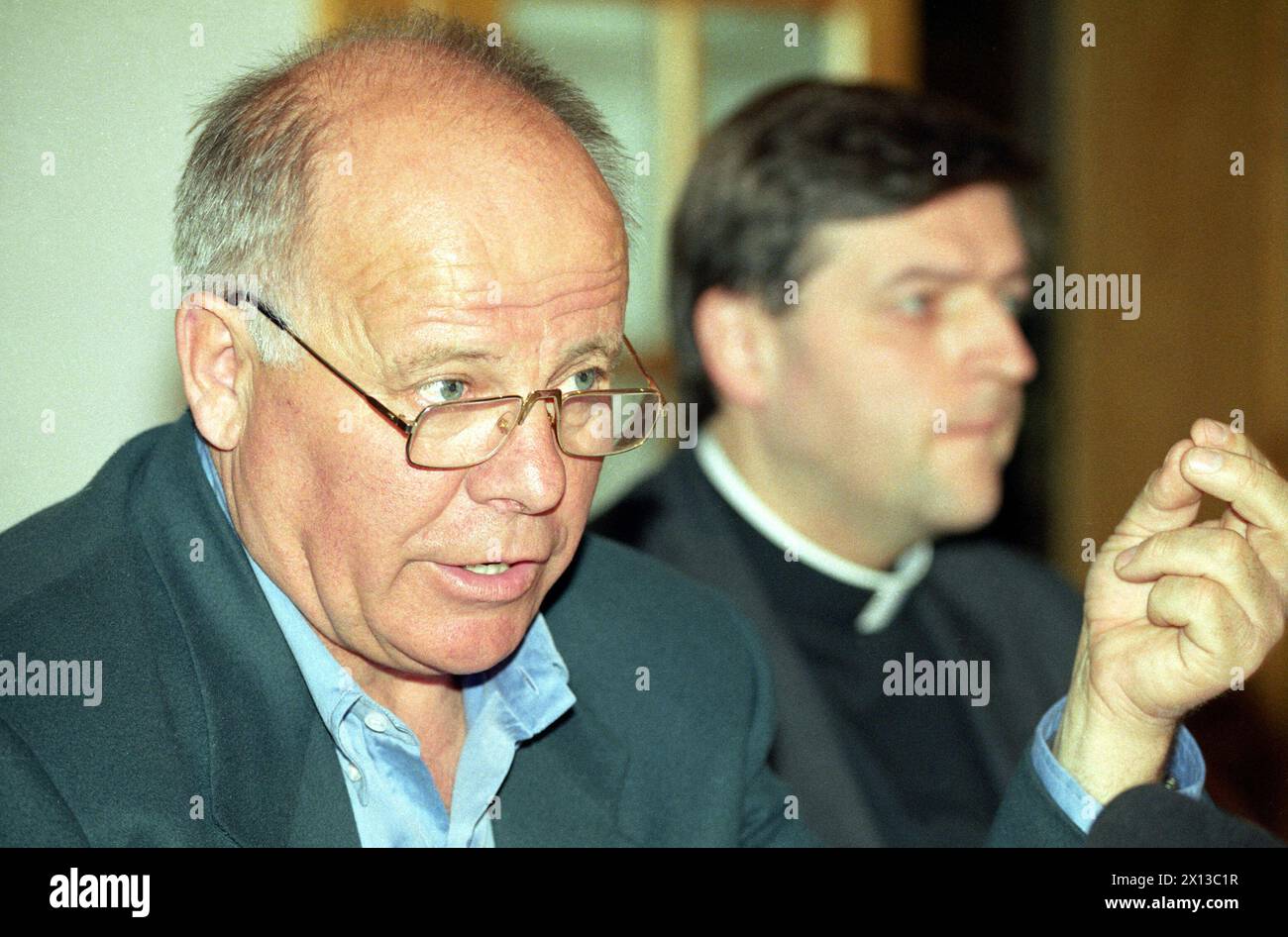 Vienna on April 1st 1994: Presse conference with Caritas president ...