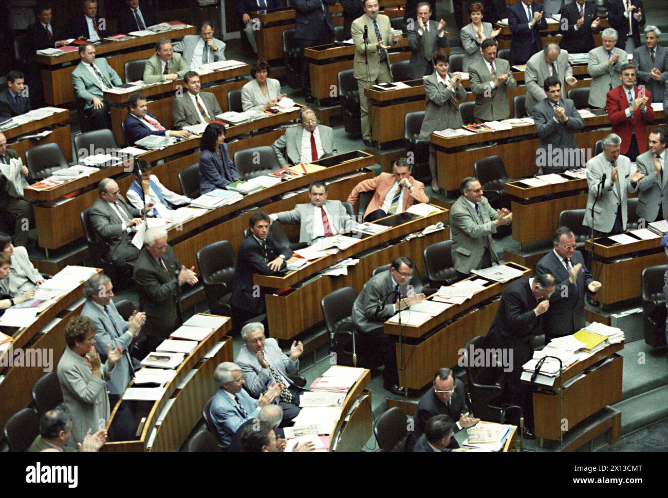 On 5 May 1994 the ratification of Austria's EU accession treaty passed ...