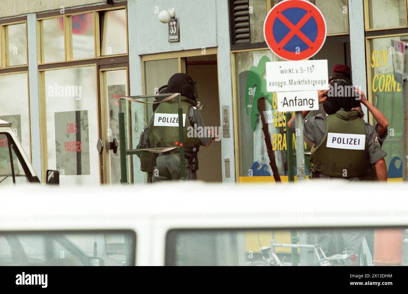 Vienna on July 5th 1994: An escaped prisoner took the mother of his ...