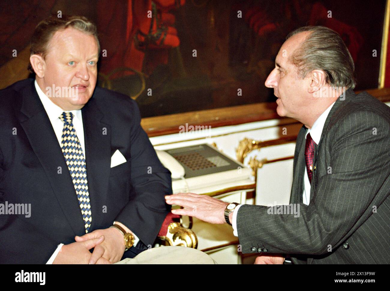 Vienna on March 6th 1995: Finnish president Martti Ahtisaari (l.) with ...