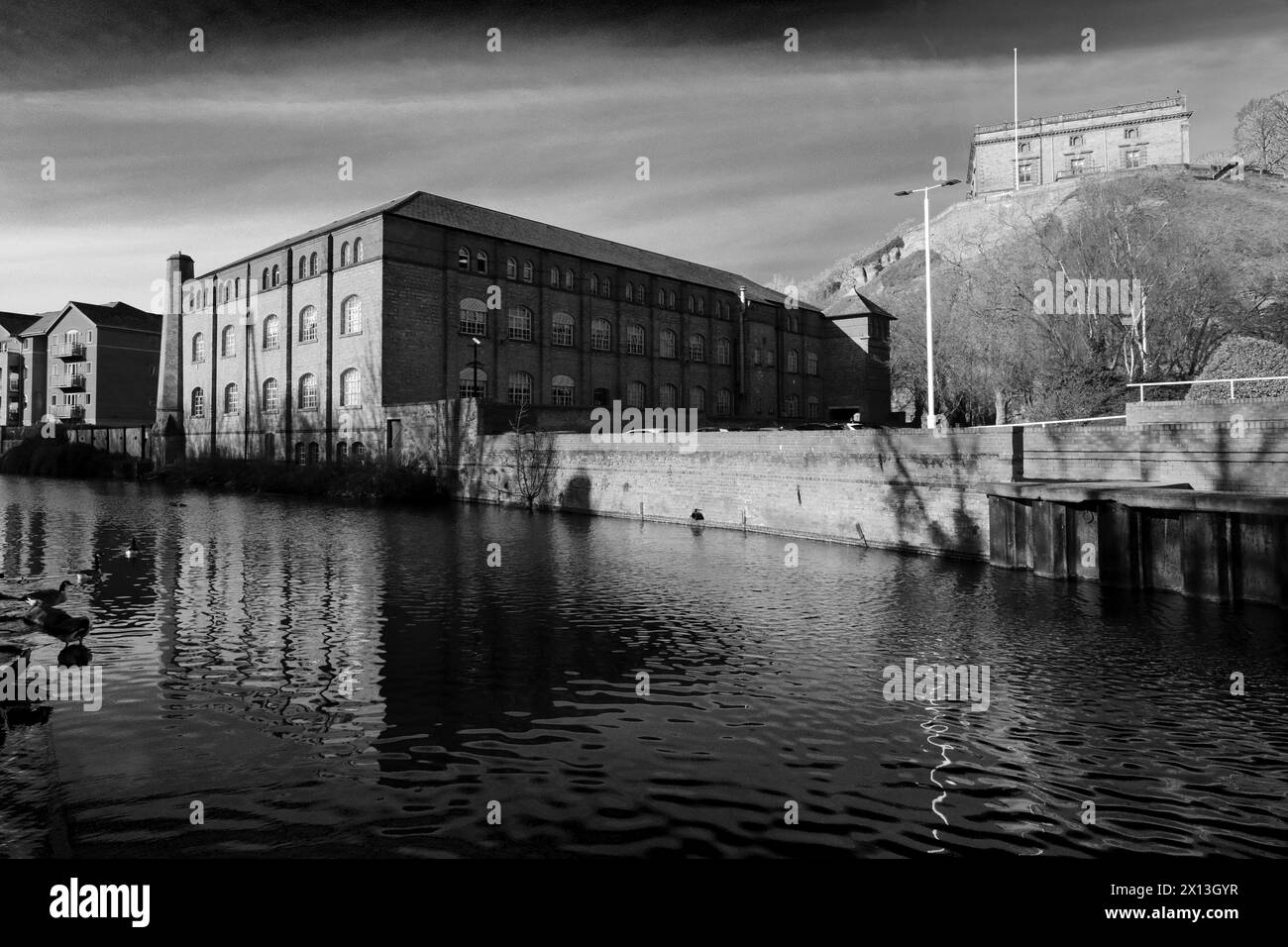 Buildings along the Nottingham and Beeston Canal, Castle Wharf ...