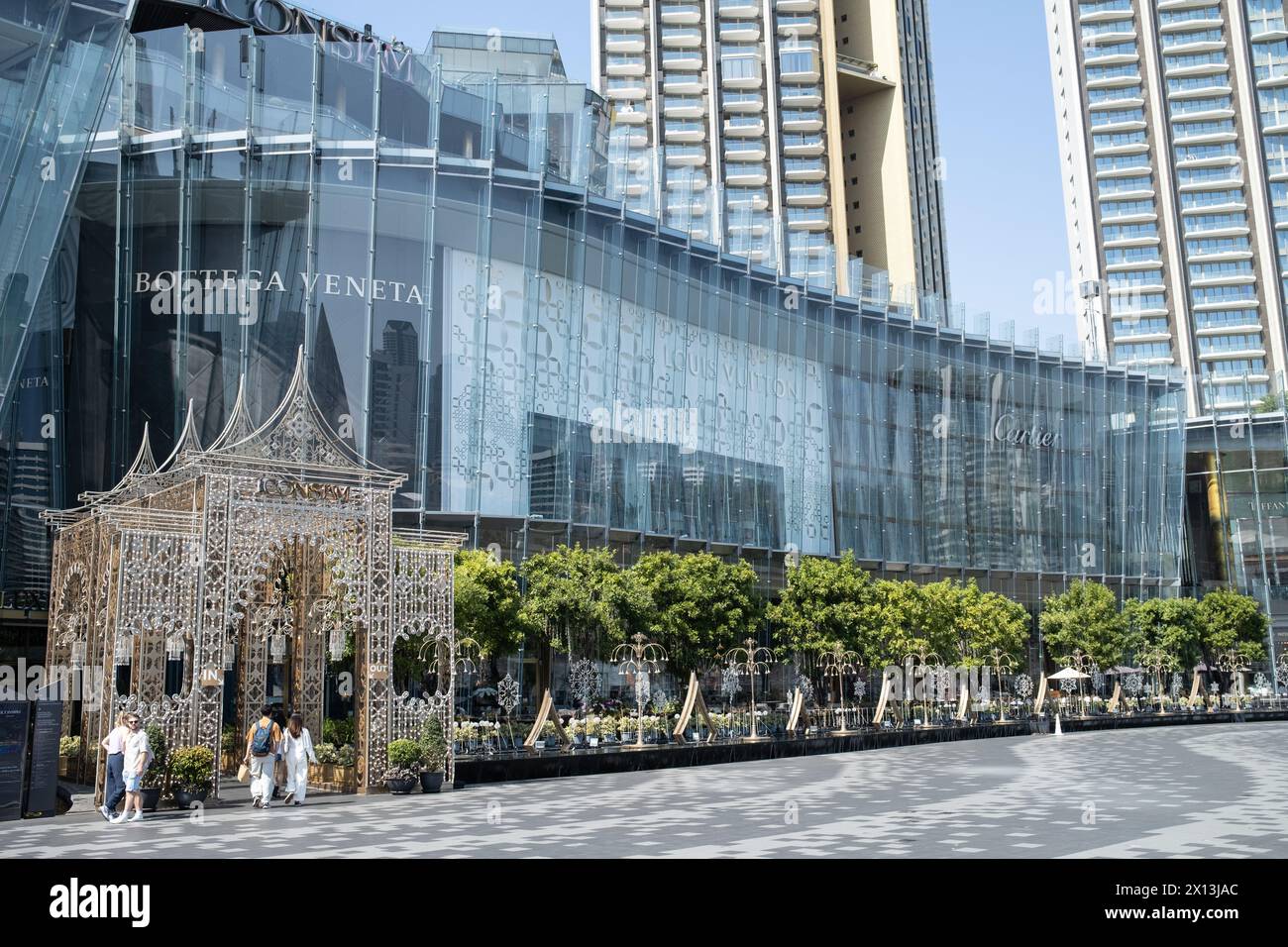 Iconsiam Shopping Mall in Bangkok Thailand Stock Photo - Alamy