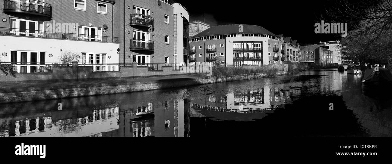 Buildings along the Nottingham and Beeston Canal, Castle Wharf ...